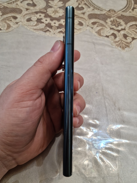 Samsung galaxy s22 ultra 5G Корея 12/256 гб