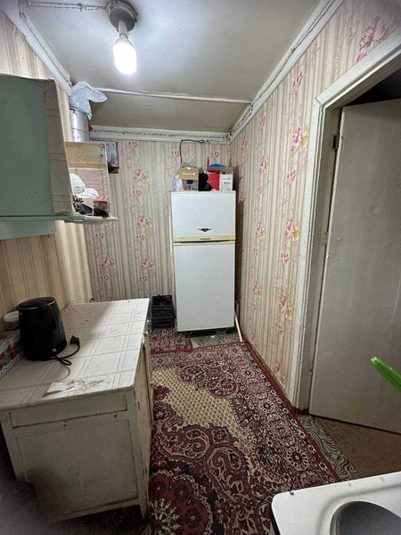 Срочно продаётся Сергели спутник-2, деревяшка 2/2/2