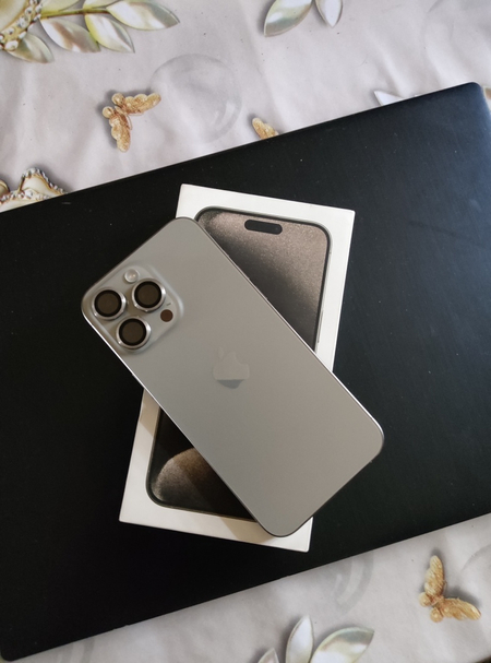 Iphone 15 Pro max Kafolati bilan