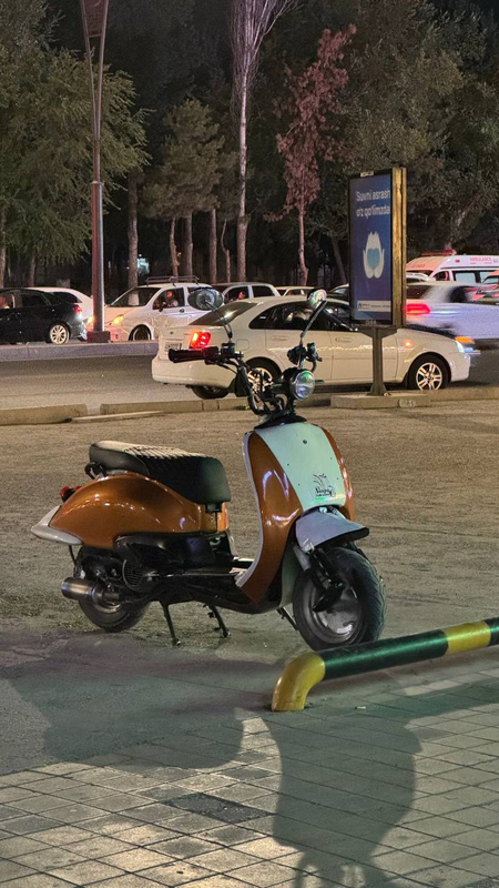 Skuter sotiladi holati o'rta 500$