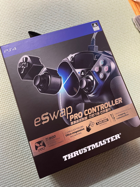 Pro controller от Thrustmaster для рс4,пс5(только пс4 игры) и пк
