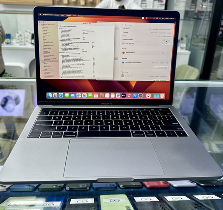 Macbook Pro 2019 8/256 GB core i7 13inch