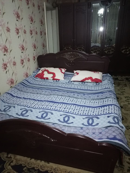 Спальня гарнитур срочно сотилади