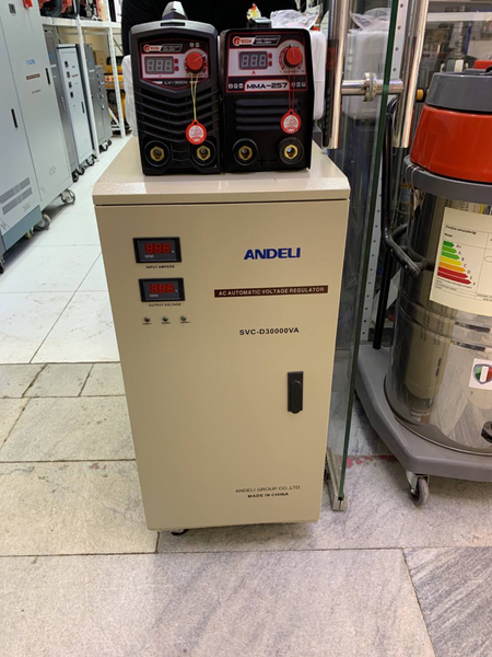 Стабилизатор Andeli 30kw 110v