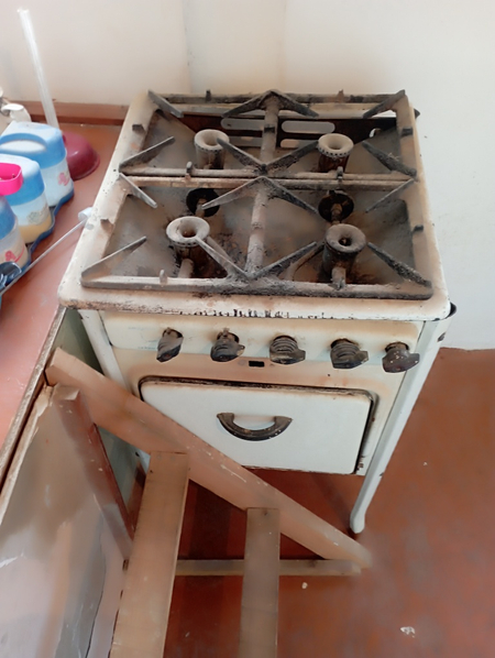 Gaz plita srochni sotiladi Manzil Qashqadaryo viloyati