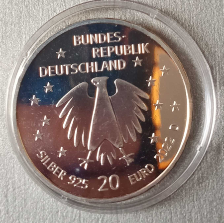 Продам 20 евро 2022 Германия серебро 50 лет Немецкому детскому фонду