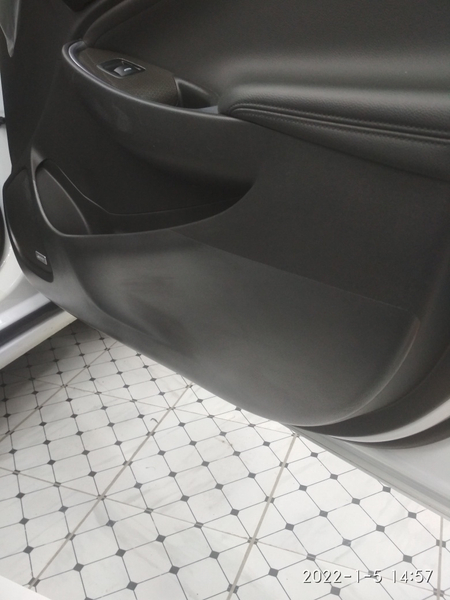 Auto laminat xar qanday uslubda