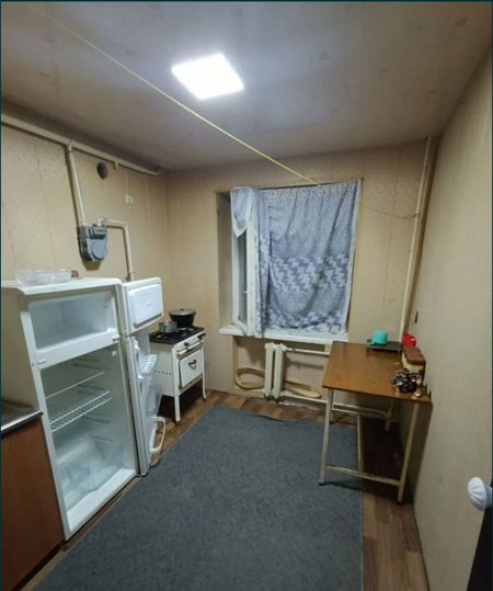 ПРОДАЁТСЯ своя квартира Юнусабад  ориентир Старая Таш - тюрьма ,