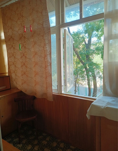 Буюк Ипак Йюли метро , 3/3/5 , мебель техника , балкон 1.5*3 , 82 500