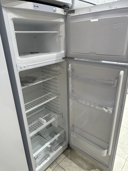 Indesit TIA 16 Холодильник
