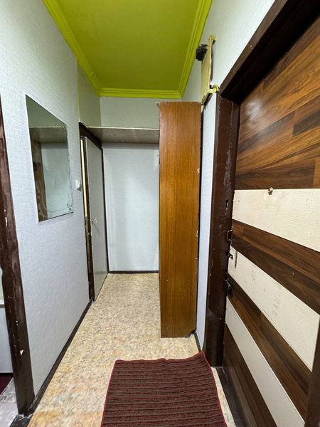 Чиланзар21кв  1В2/1/4 Балкон  1,5*3м² Общ пл  33м²