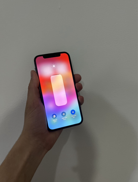 Iphone 12 128gb sotiladi srochna