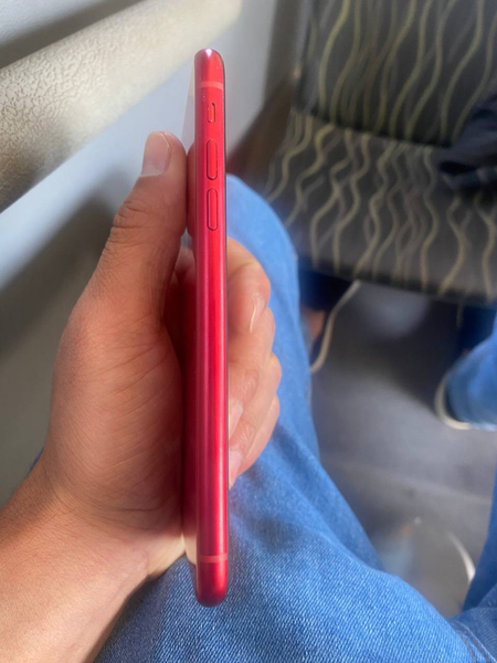 Iphone xr 128gb holati idial