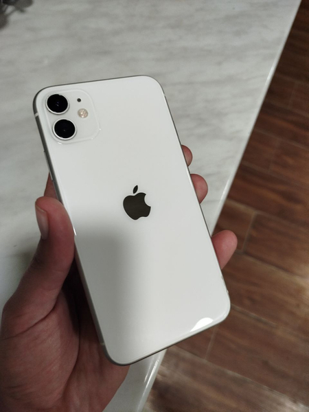 Iphone 11 128гб в отличном состоянии с True Tone и Face id