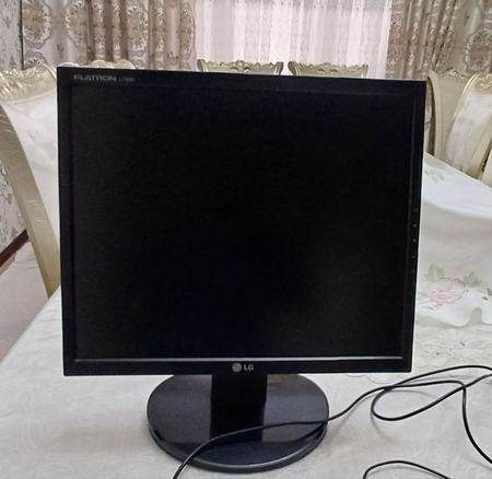 Windows 7 kompyuter zo\\\'r narxda srochniy sotiladi !!!