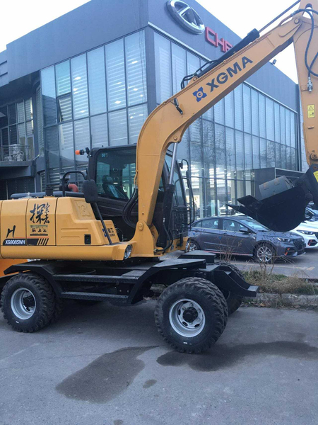 XGMA колесный экскаватор XG8085w
