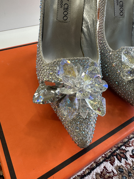 Jimmy Choo представил туфли Золушки