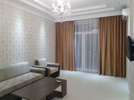Arenda Hamza Golden Houz
