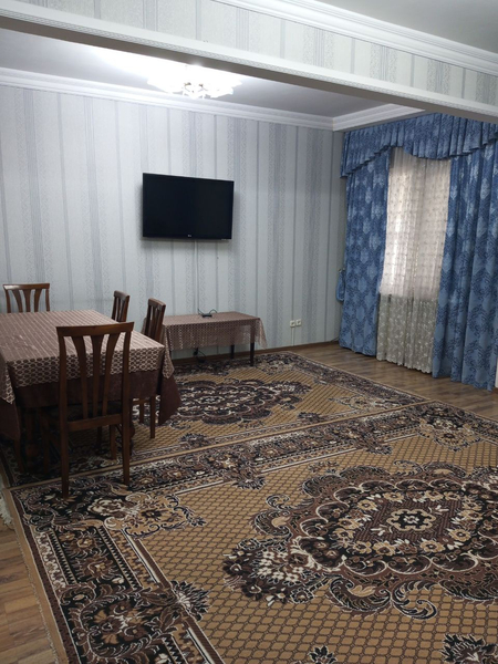 Сдается двухкомнатная квартира в Яшнабадском раёне.