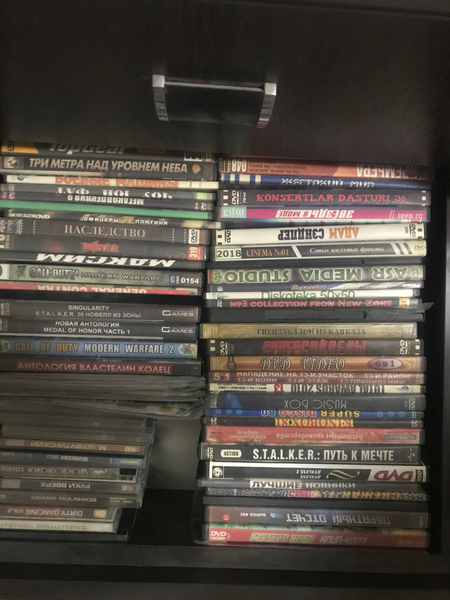 продаю DVD рабочий плюс диски