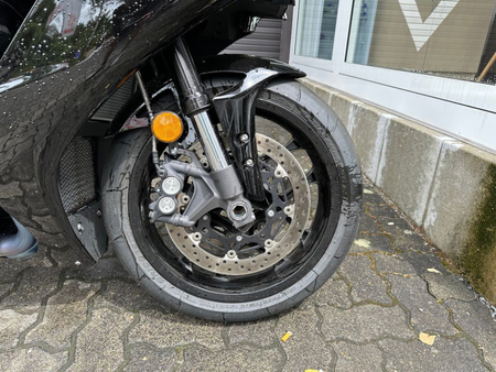 Спортбайк Yamaha R1 из Германии