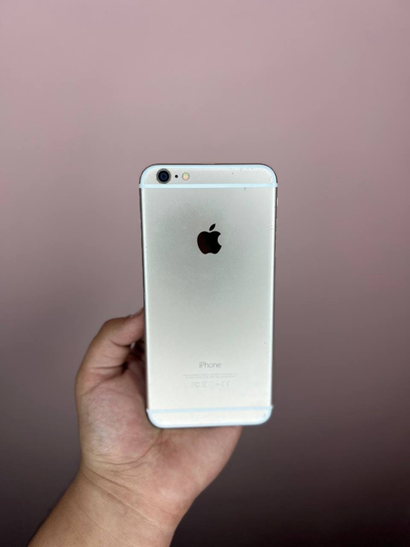 iPhone 6 plus sotiladi