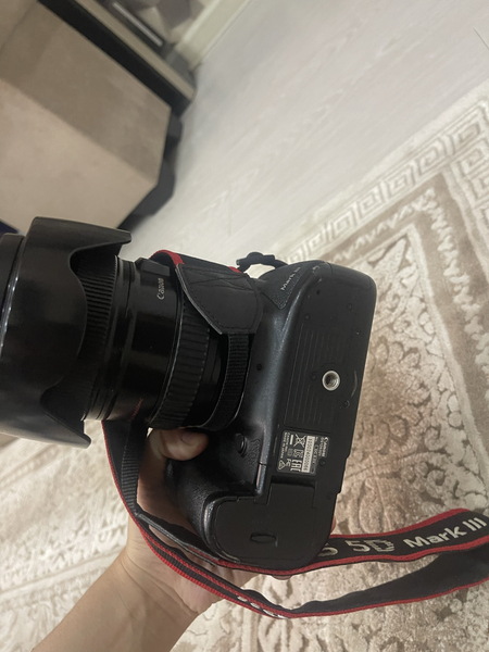 СКИДКА! Canon Mark III 5D в Хорошем состоянии