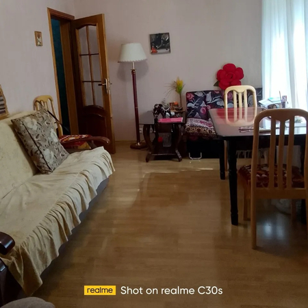 Продается Буюк Ипак Йули 2+1 комнаты М.Горький