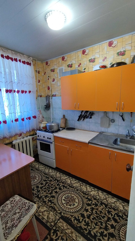 Продаётся 2х комнатная квартира на 2м этаже адр: 3-11-ХХ