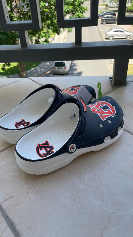 Crocs унисекс 37/39 размер