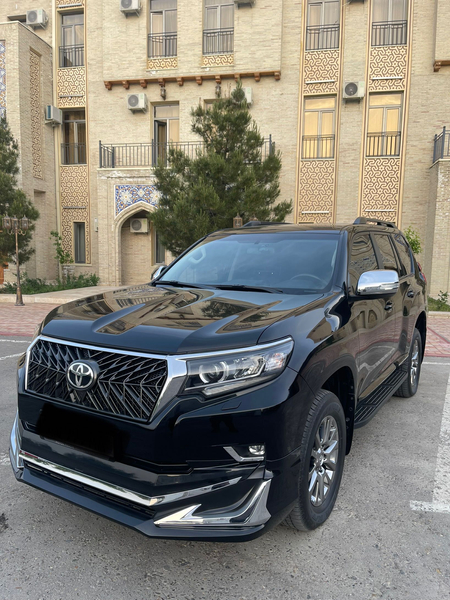 Toyota Land Cruiser Prado 150  4,0 л 2019 год