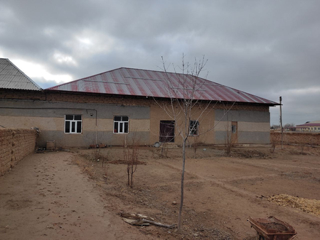 Zôr Hovli sotiladi