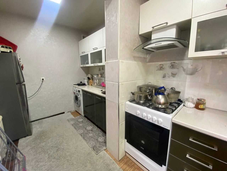 Купить квартиру в Ташкенте 3/2/4  на Юнусабадском р-не.Недорого(J2560)