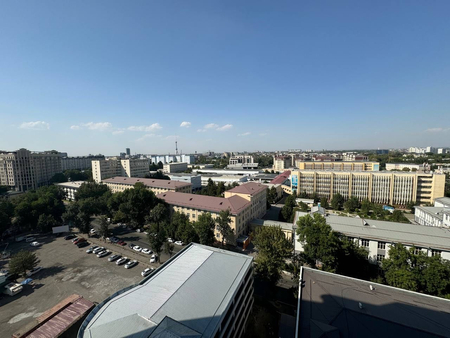 Akay City Sotuvda 2xon korobka Darxon Hamid Olimjon Mirzo-Ulugbek