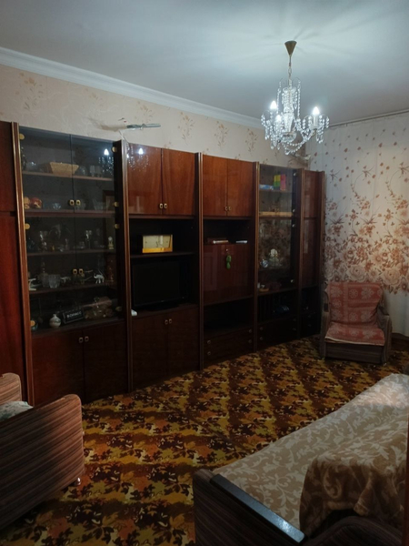 Продается 3/3/5 квартира. Мирзо-Улугбекский район