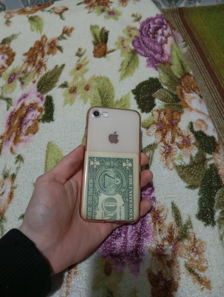 Srochna iphone 8 sotiladi