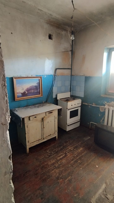 Продается. Сергели 2, 1/4/4 галерея