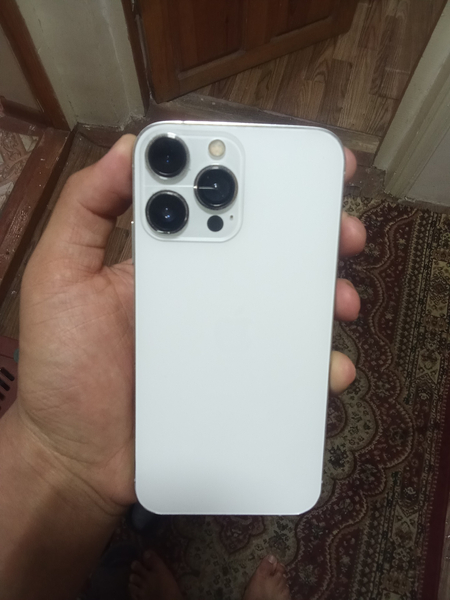 Iphone xr 13 pro qilingan