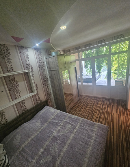 Продаётся дом 3 комнаты 3 сотки.