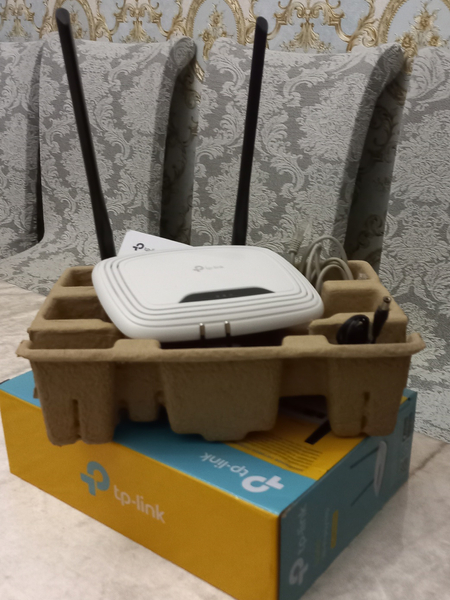 Wi-fi роутер сотилади!