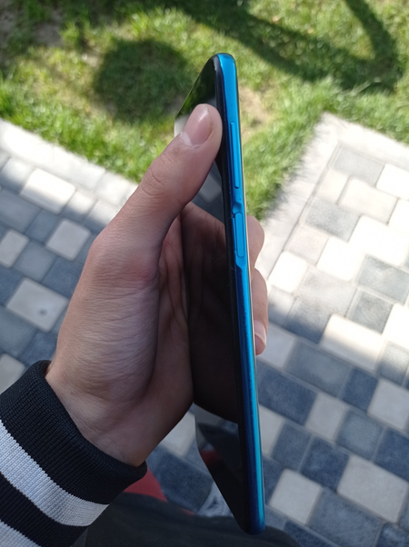 Redmi note 9S 4/64 gb sotiladi srochna