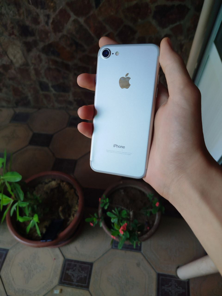 Iphone 7 128gb ideal