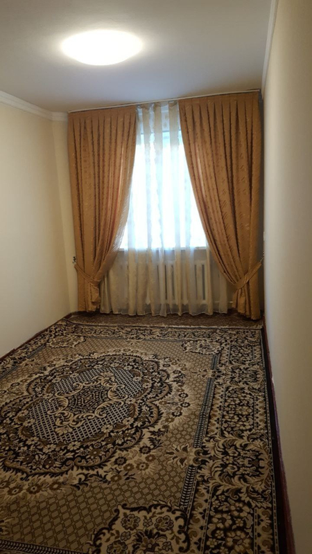 Buxoroda Shahrida 2-xonali uy ijaraga beriladi.