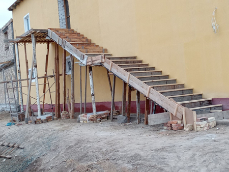 Лестница битонидан нукусда ишлаймиз