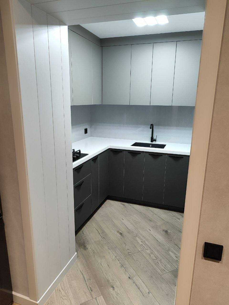 Продается своя квартира, 2/1/4 . На Хамзе 5 кв