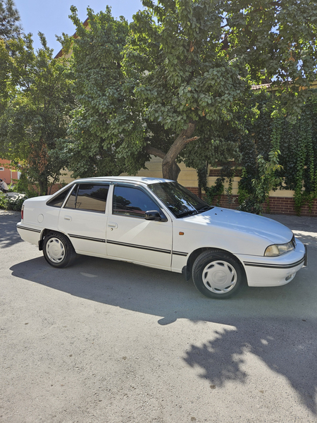 Nexia 1 sons motor sotiladi