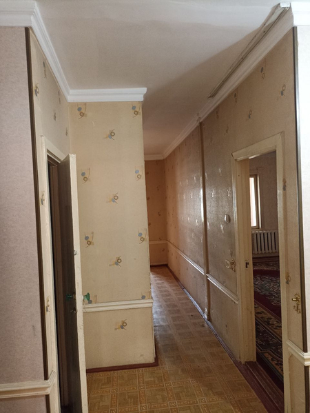 Продам срочно квартиру в Янгиюле