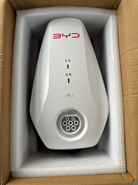Продается Byd оригинал зарядка 7квт!