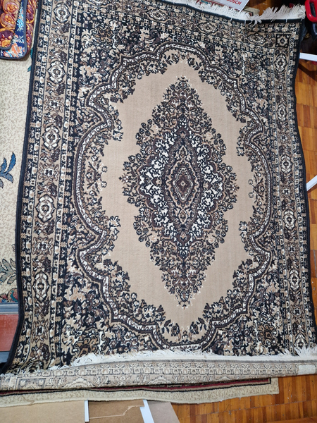 Продаётся палас 220×157