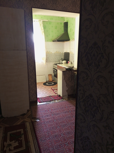 3 xonali uyni 2 ta xonasi ijaraga beriladi